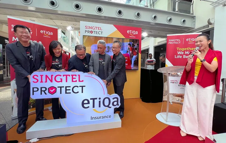 Singtel hands out free insurance plans for its postpaid users with ...