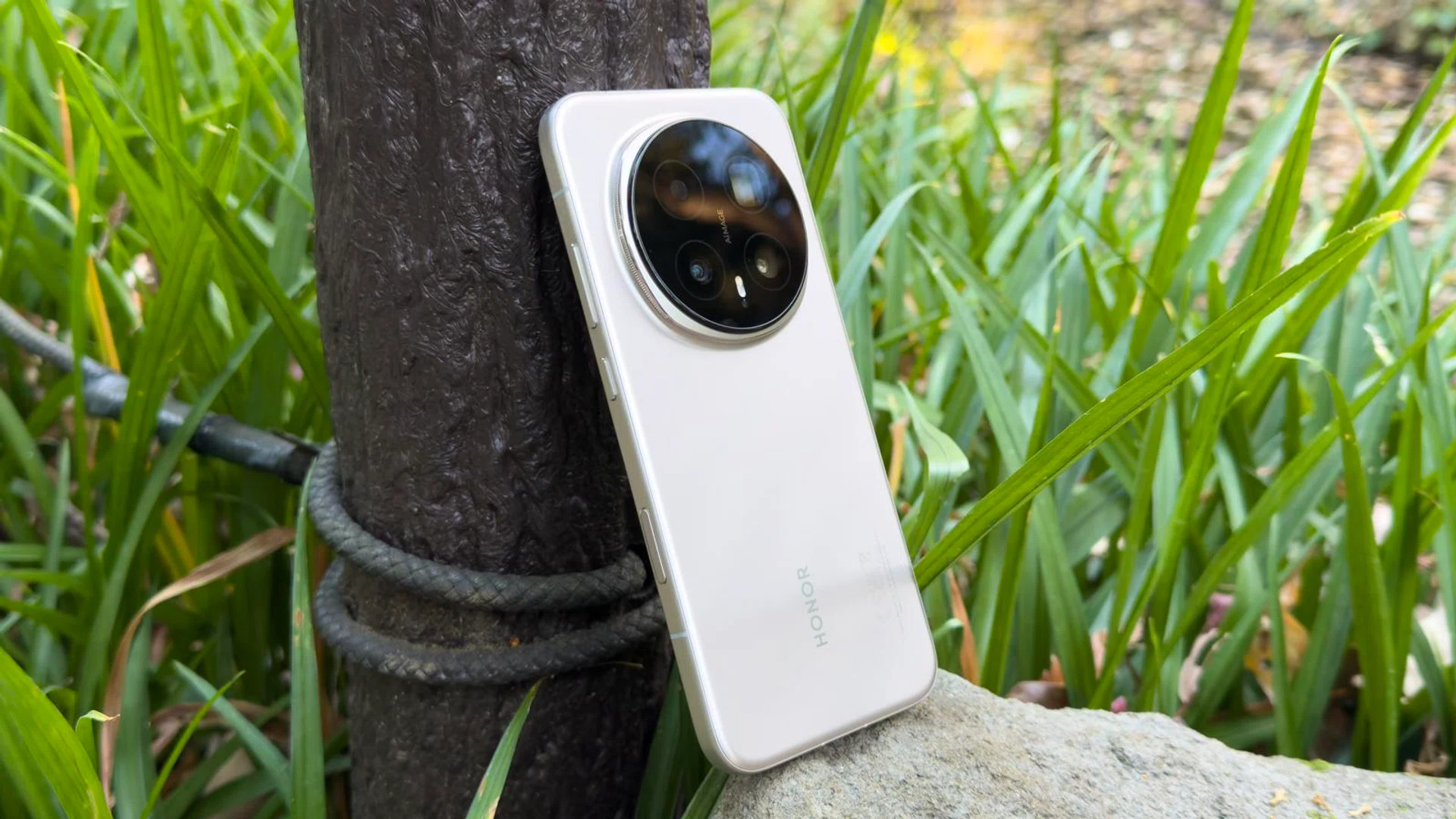 Honor Magic8 Pro review: A glimpse at 2026's Android phones ...