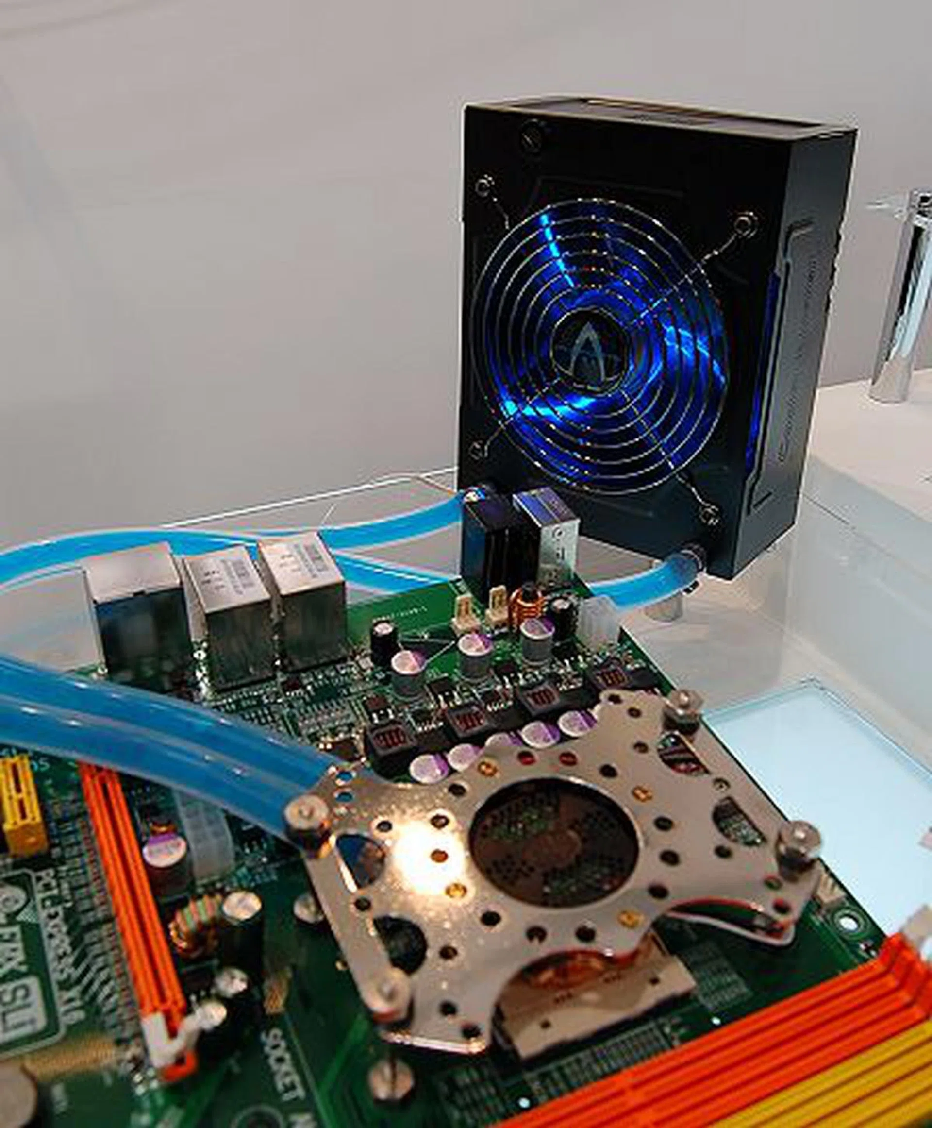 CeBIT Hannover 2007 (Part 3) | HardwareZone Singapore