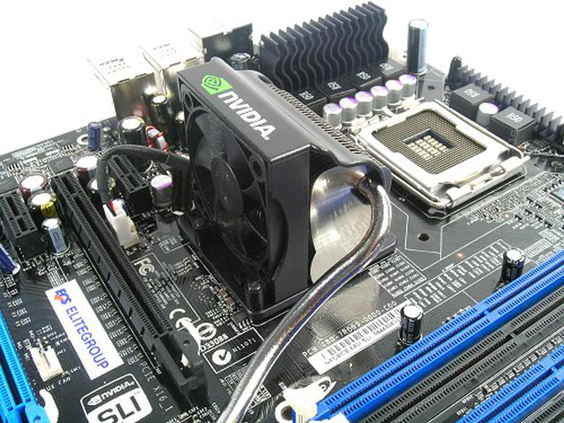 ECS PN2 SLI2+ (NVIDIA nForce 680i SLI) | HardwareZone Singapore