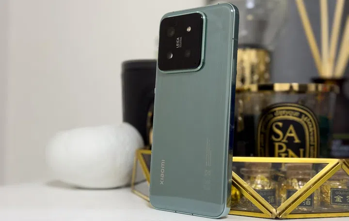 Xiaomi could launch a button-less smartphone next year | HardwareZone ...