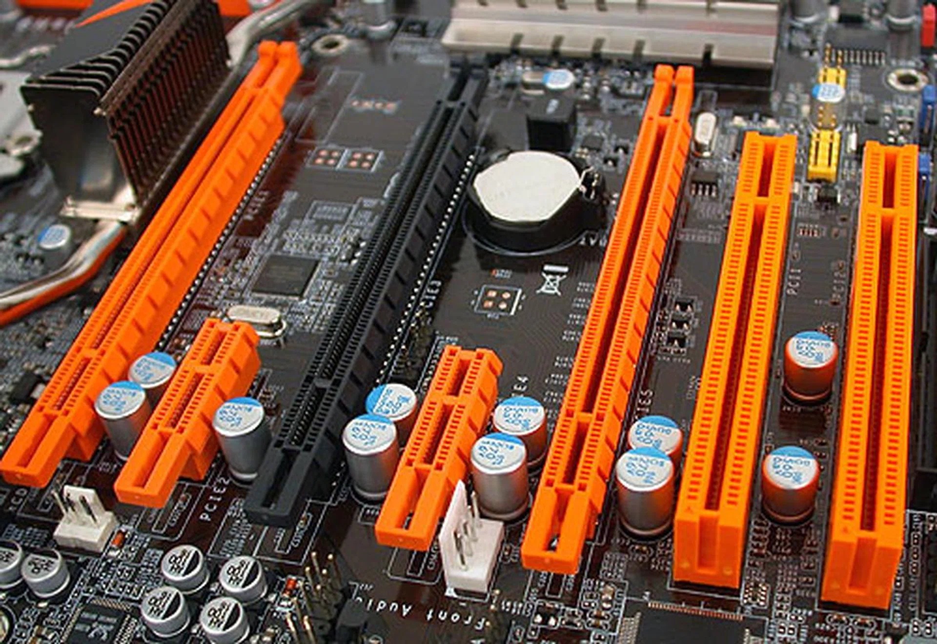 The BIOS Resurrector - DFI P55-T3eH9 (Intel P55) | HardwareZone Singapore