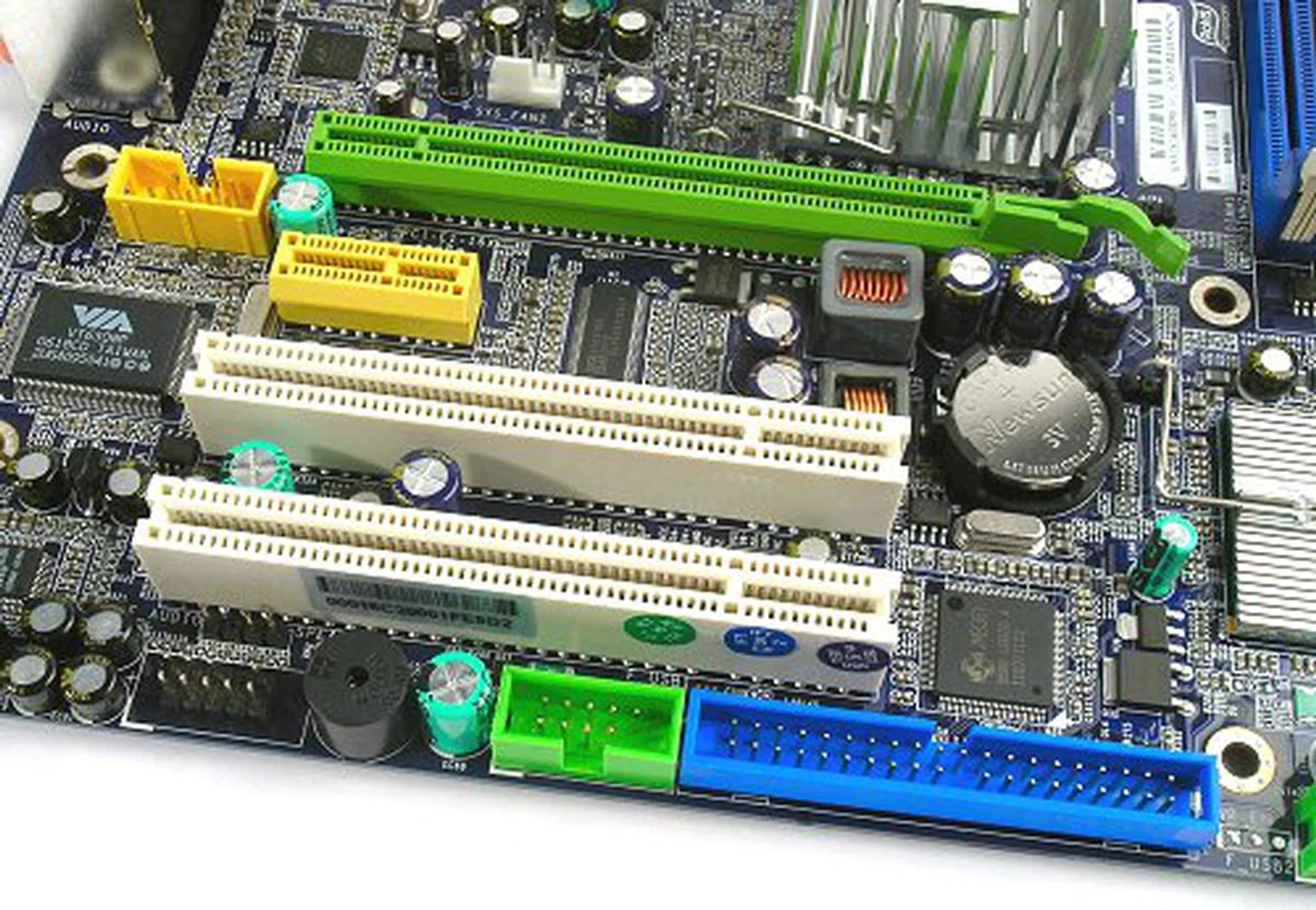Foxconn G9657MA-8EKRS2H (Intel G965) | HardwareZone Singapore