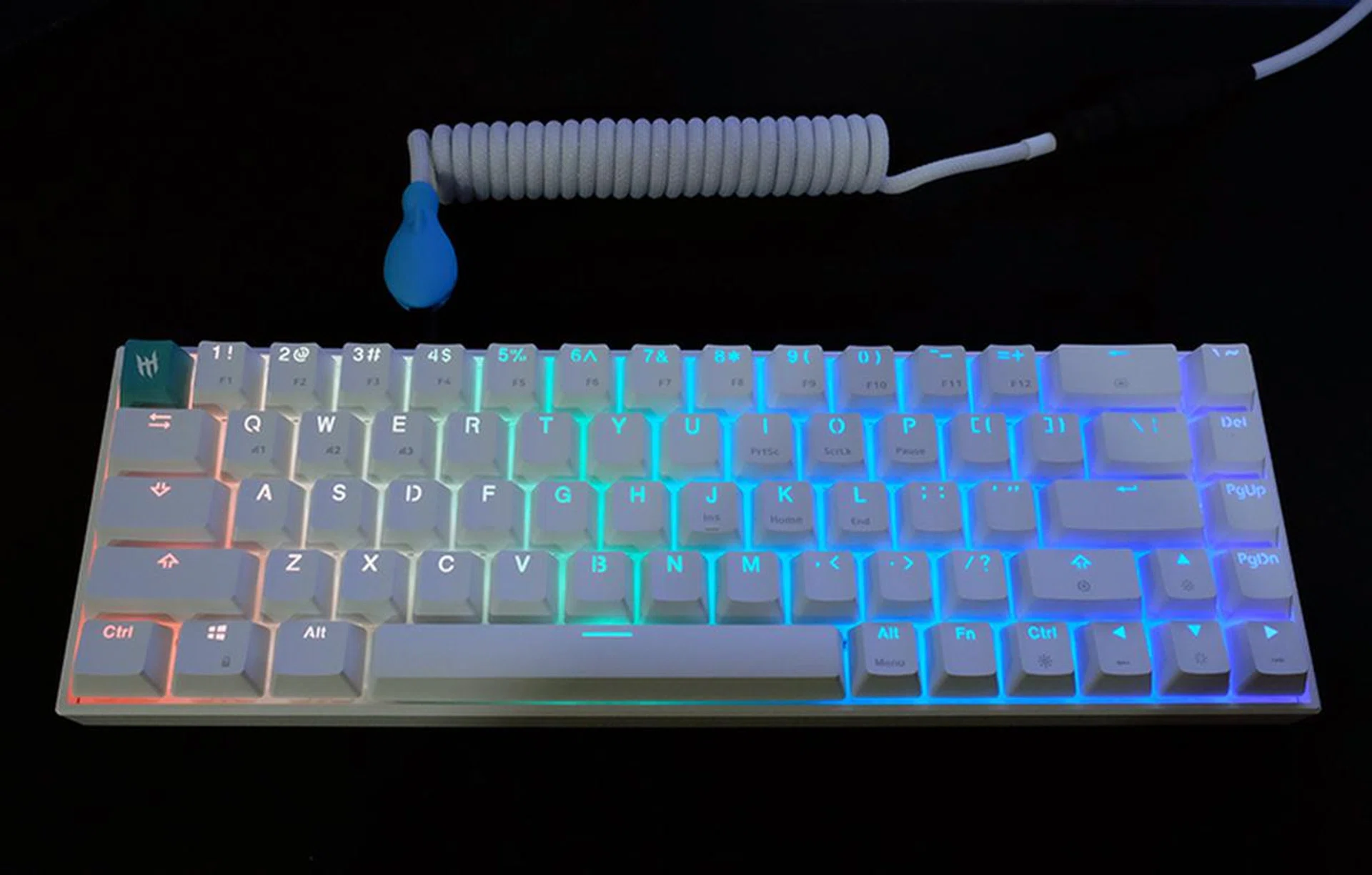 Tecware B68 65% Bluetooth Mechanical Keyboard review: Wireless on a ...