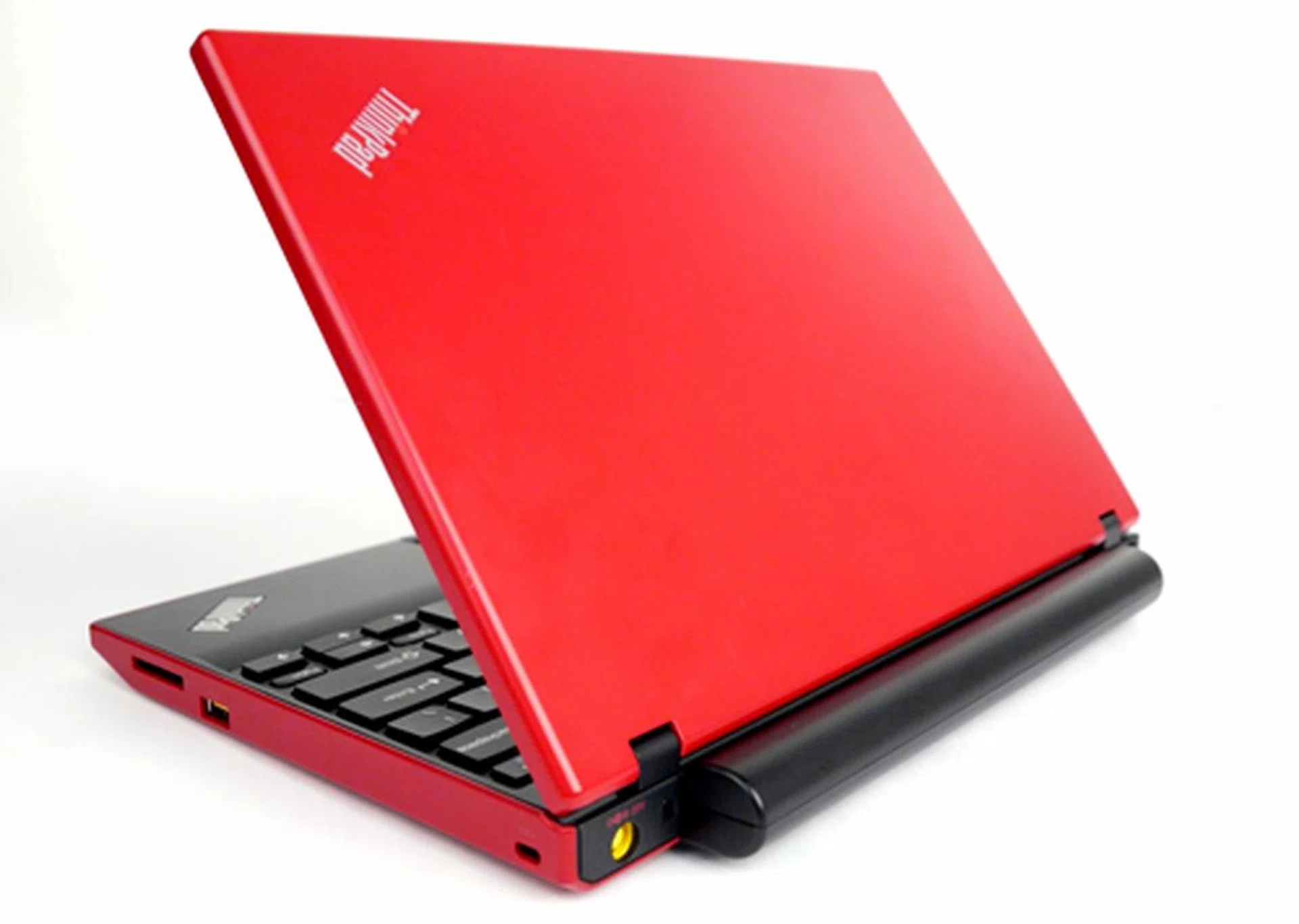 Lenovo X100e Preview - Business as Usual | HardwareZone Singapore