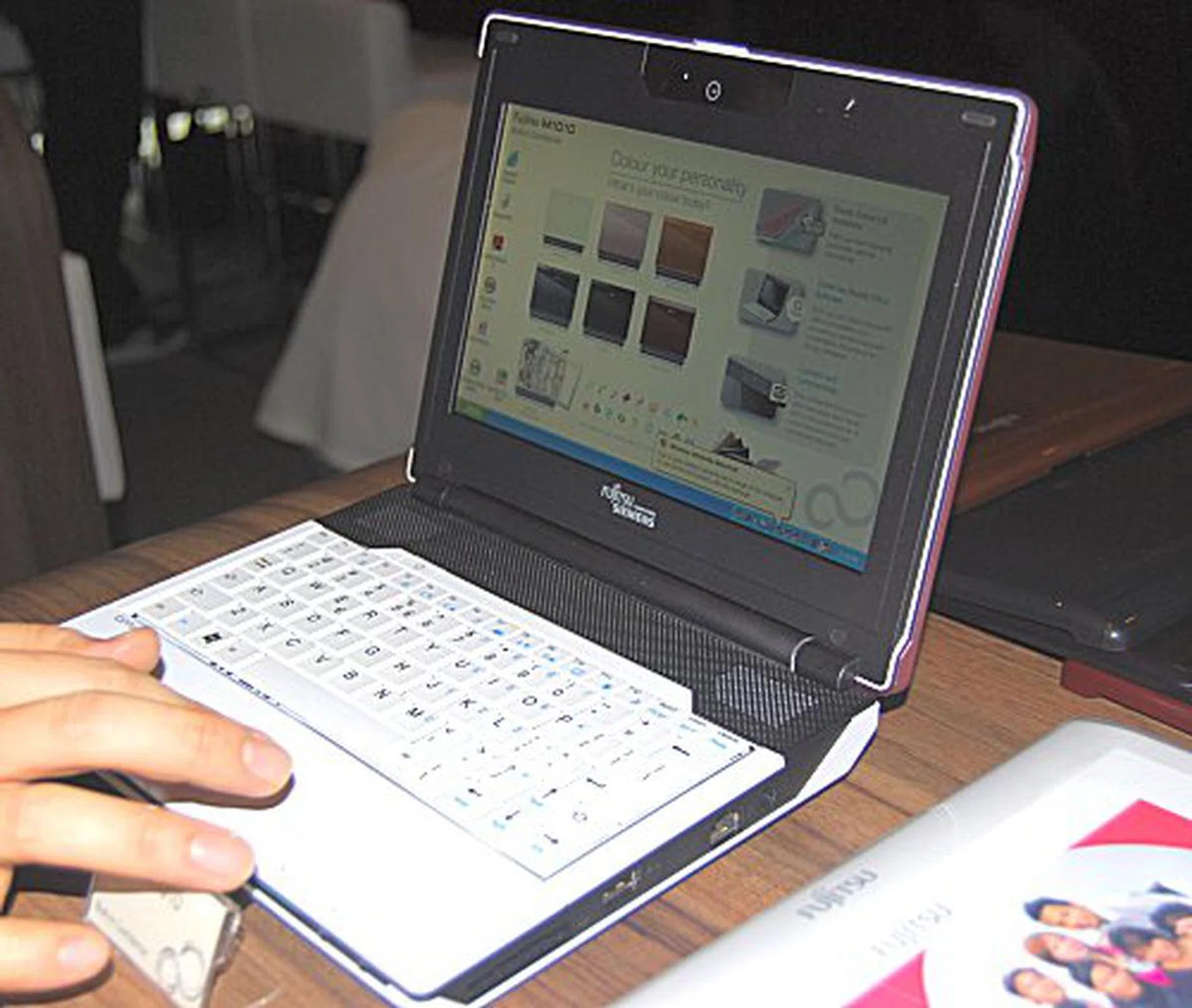 Enter the Netbooks: Fujitsu and LG's Launch | HardwareZone Singapore