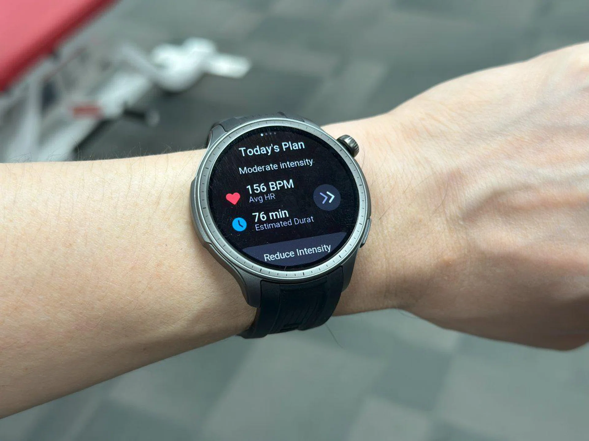 Amazfit Balance review: The little AI smartwatch that wants to rule ...