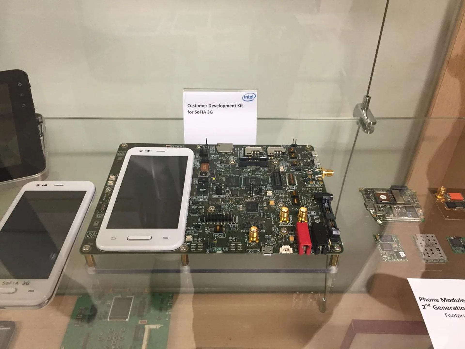 Inside Intel: A peek inside Intel's Singapore labs | HardwareZone Singapore