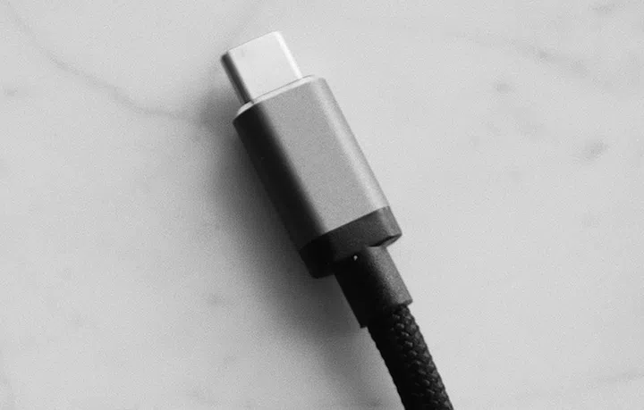 USB-C association introduces new logos for 60W and 240W support ...