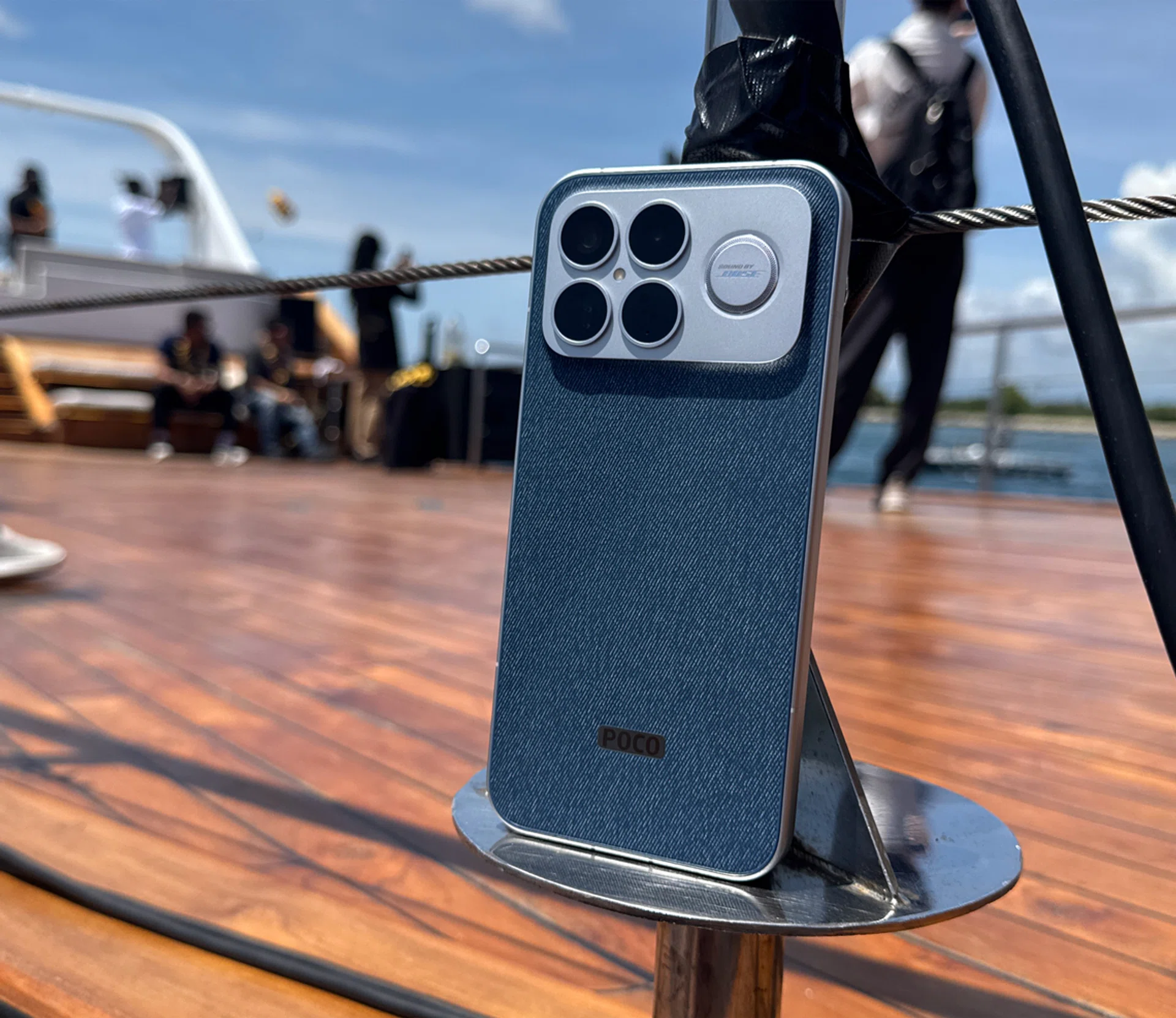 Hands-on: Poco F8 Ultra takes 20x zoom photos to the next level ...
