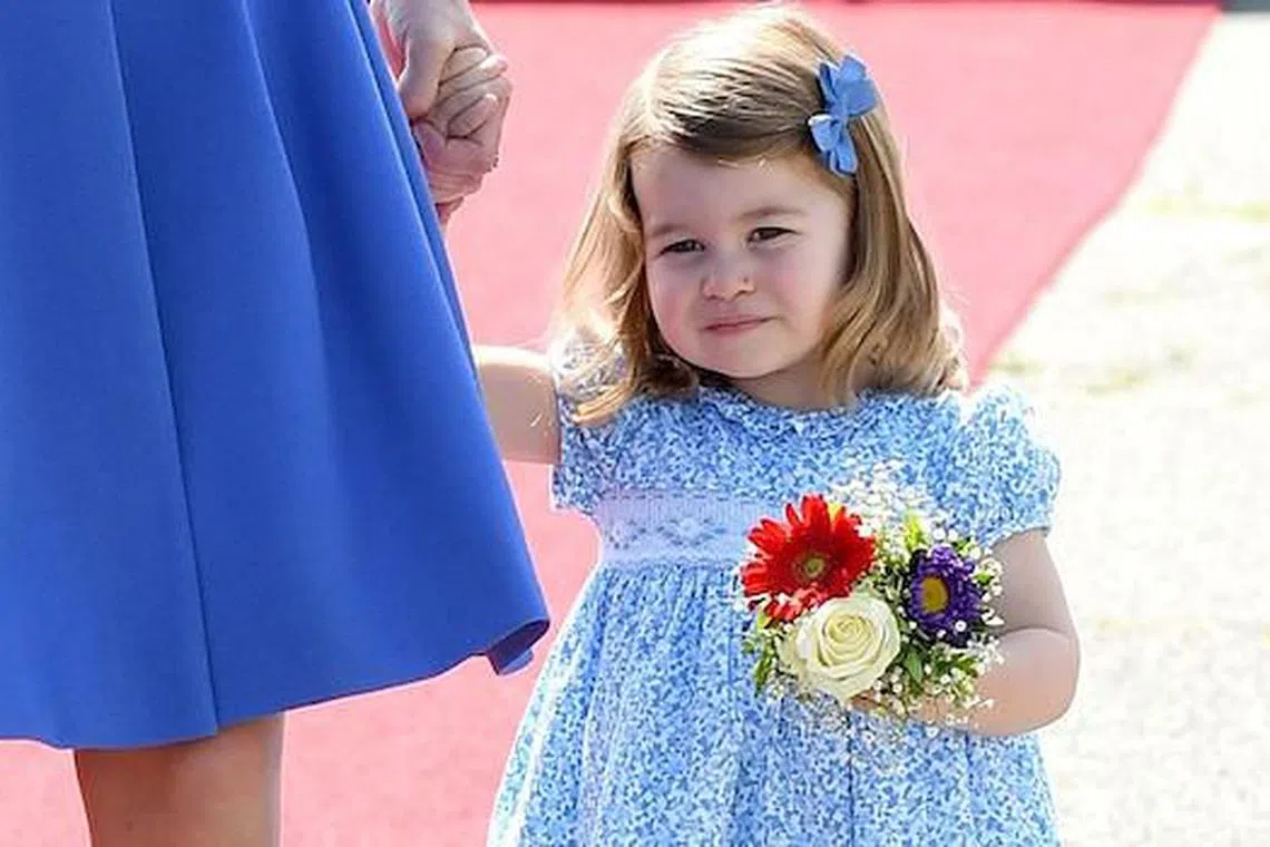 Princess Charlotte's Tiny Curtsey Is The Cutest Thing You'll See Today ...
