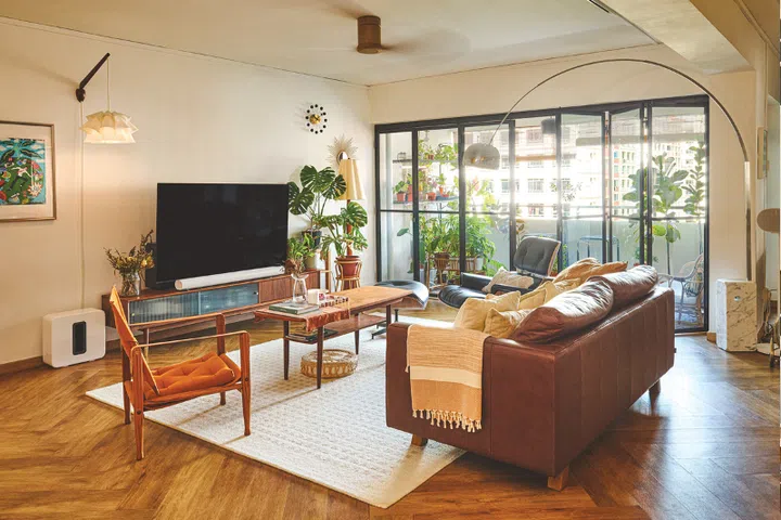 Discover The Ochre-Themed Home Of Artist And Interior Designer Geraldine Toh | Harper's Bazaar ...