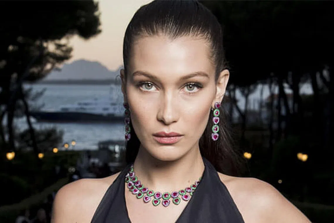 Bella Hadid Shows Her Excitement For The VS Fashion Show In A Very ...