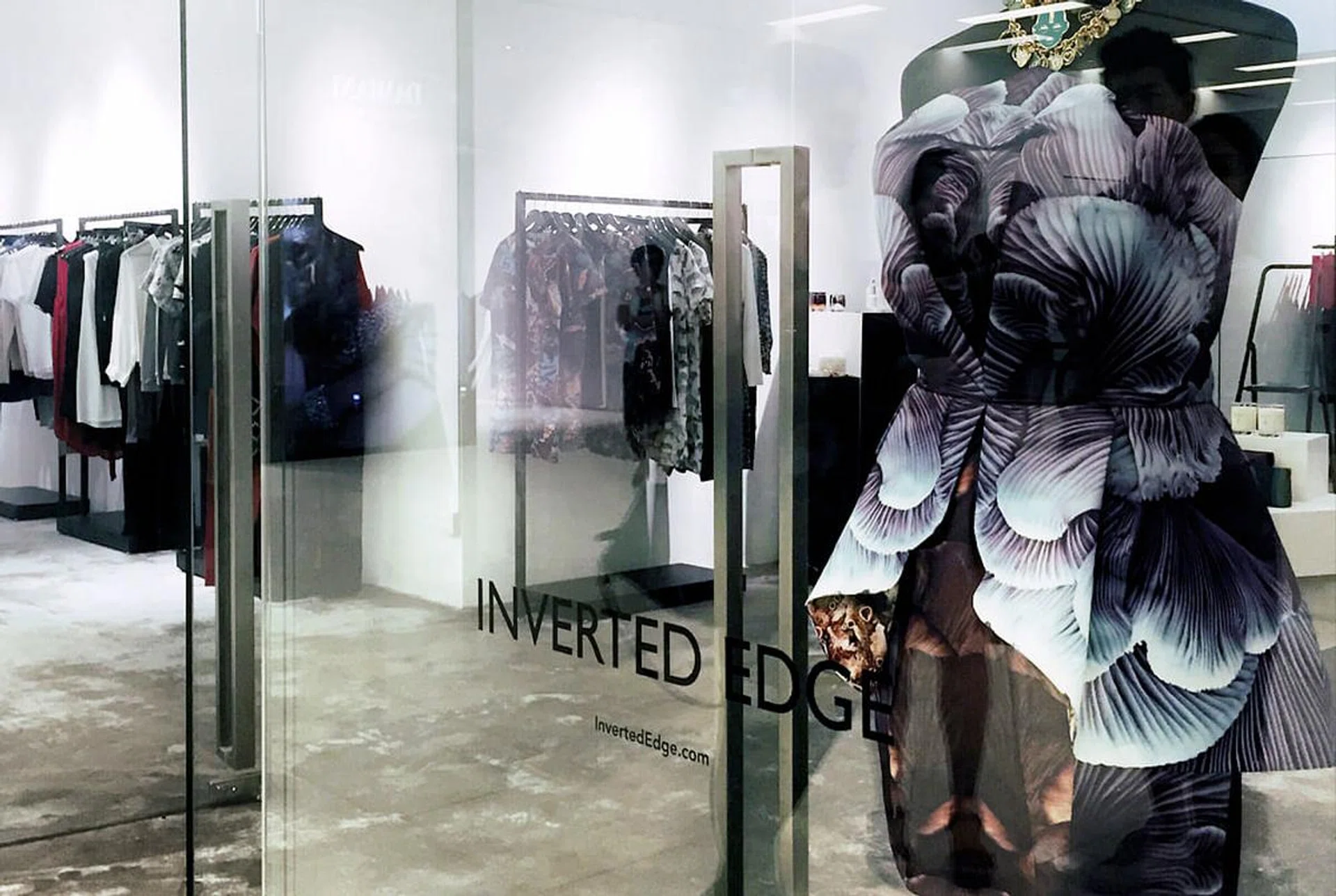 Shop Inverted Edge Right At Your Fingertips - Harper's Bazaar Singapore ...