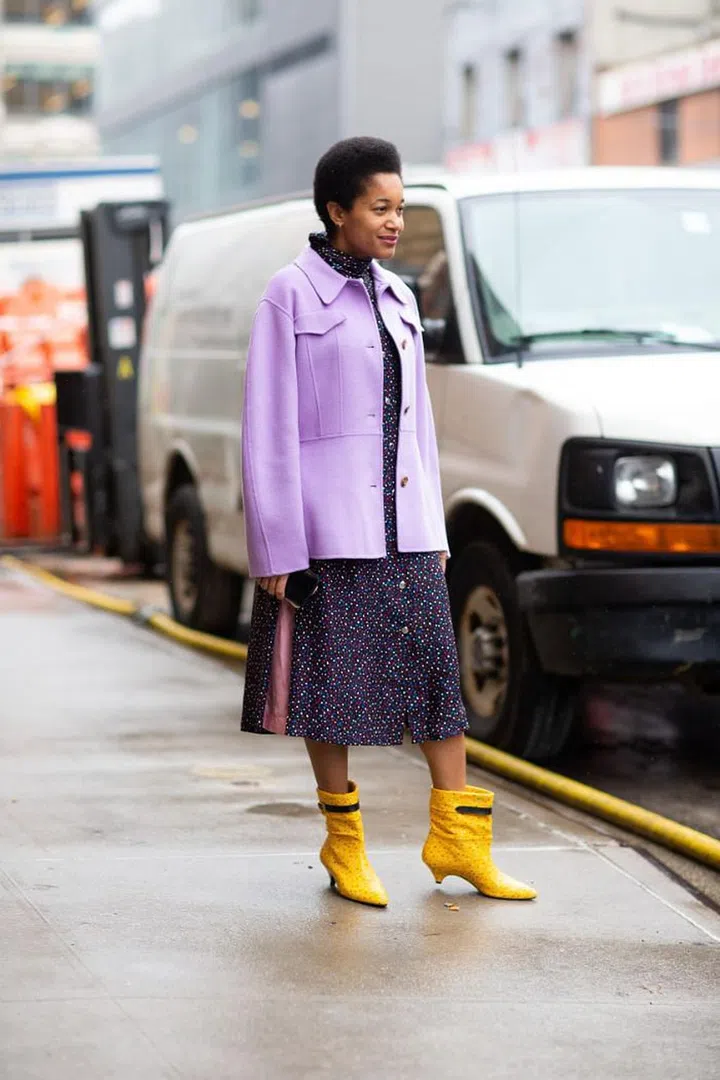 20 Colourful Street Style Looks To Brighten Your Mood | Harper's Bazaar ...