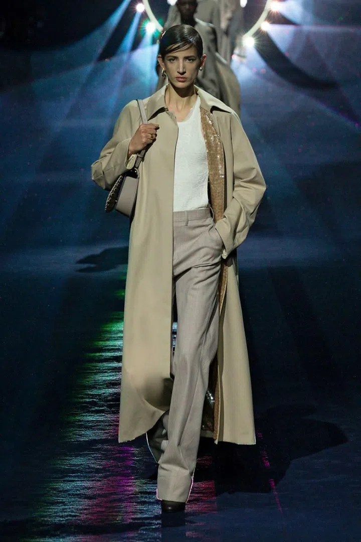 Song Hye-kyo, Greg Hsu And The Quintessential Fendi Woman For Fall ...