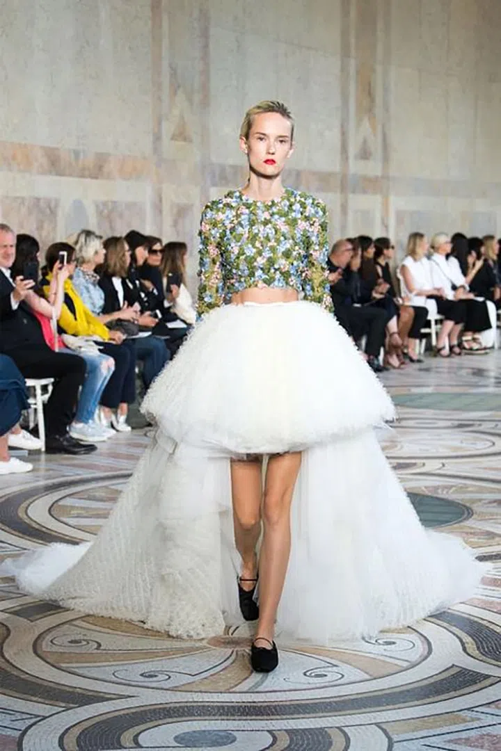 The Best Short Wedding Dress Ideas From The Latest Collections | Harper ...