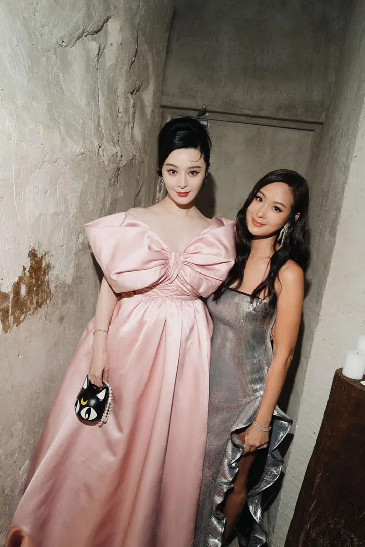 Fan Bing Bing Makes A Rare Appearance At The LuisaViaRoma x Yun Yun Sun ...