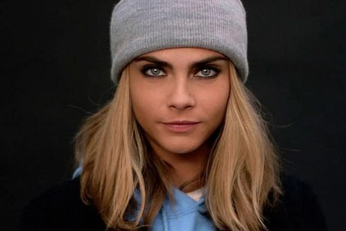 Cara Delevingne, Kristen Stewart And More Star In A New Chanel Campaign ...