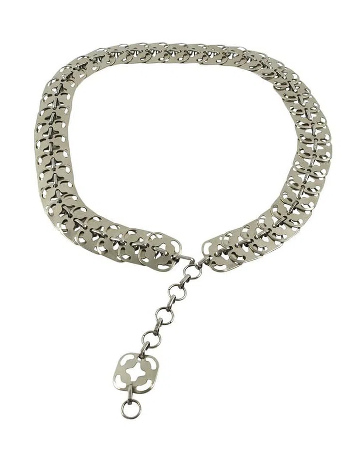 The 5 Quintessential 2000s Accessories Trends That Are Coming Back (For ...