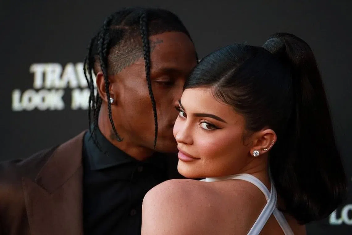 Kylie Jenner Shares An Intimate Glimpse Into Her Pregnancy With Son ...