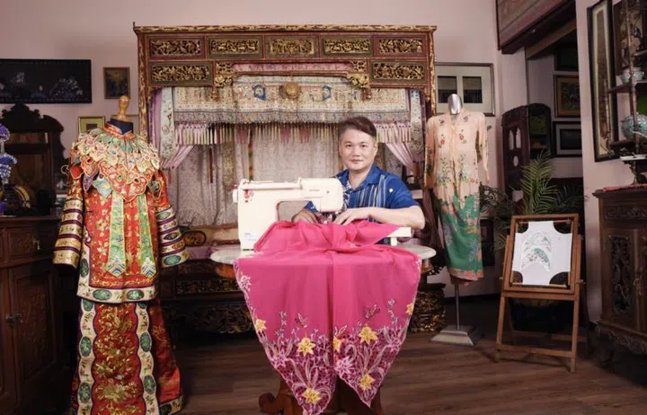 ‘Emerald Hill’’s Kebaya Maker On The Hidden Meanings Behind The ...