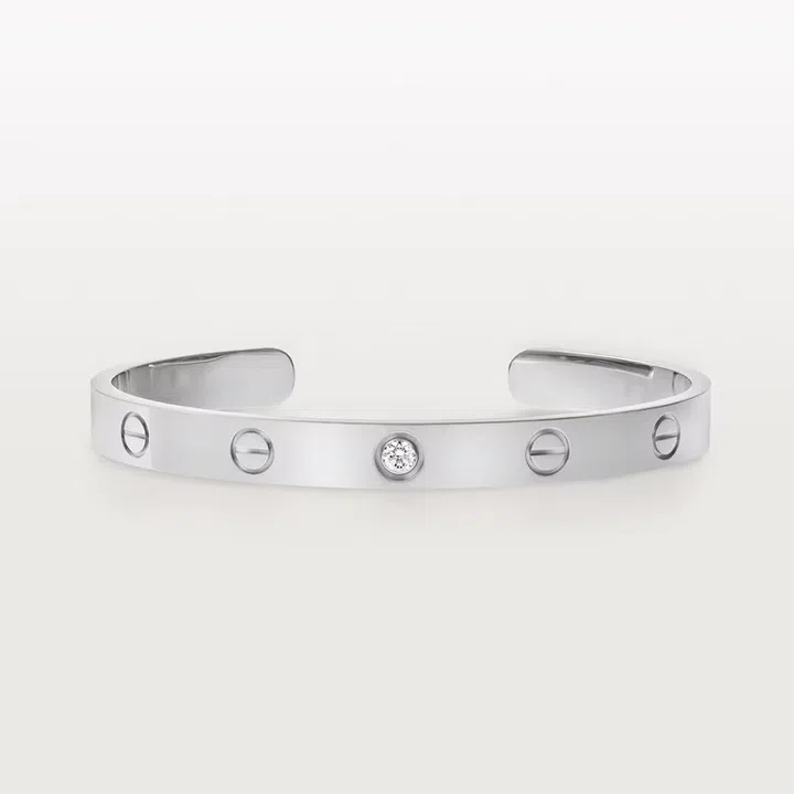 Cartier Love Bracelet Guide: Sizes, Materials And Prices To Know ...