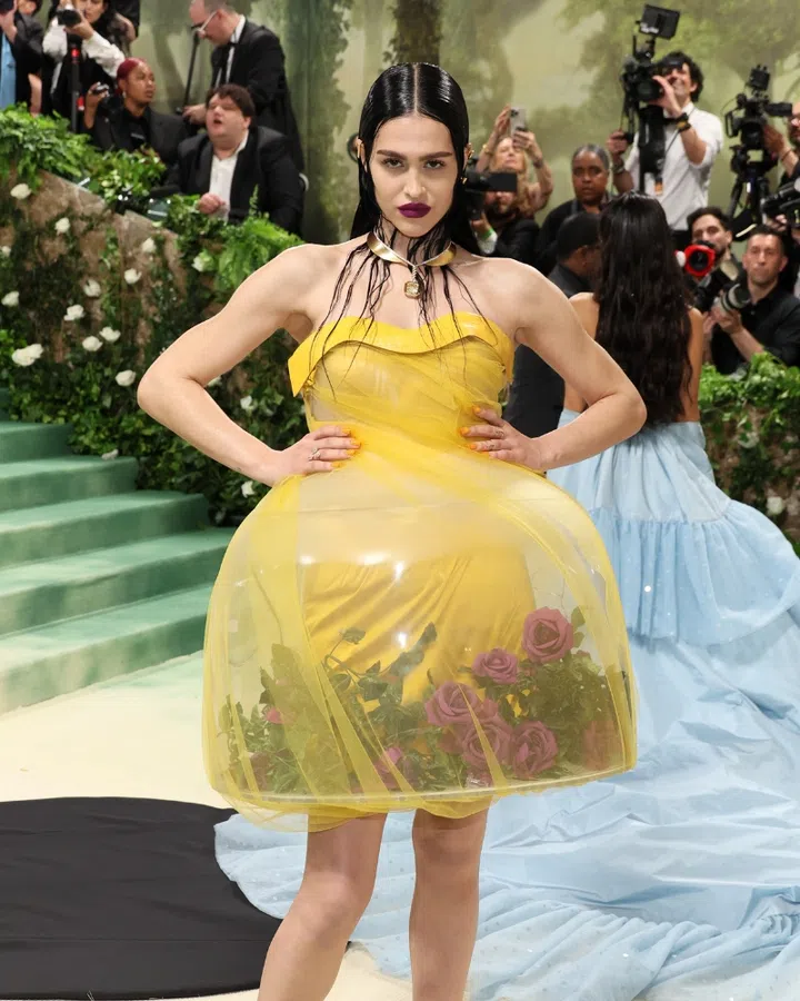 Met Gala 2024: Zendaya, Lana Del Rey And More Gothic Glamour On The ...