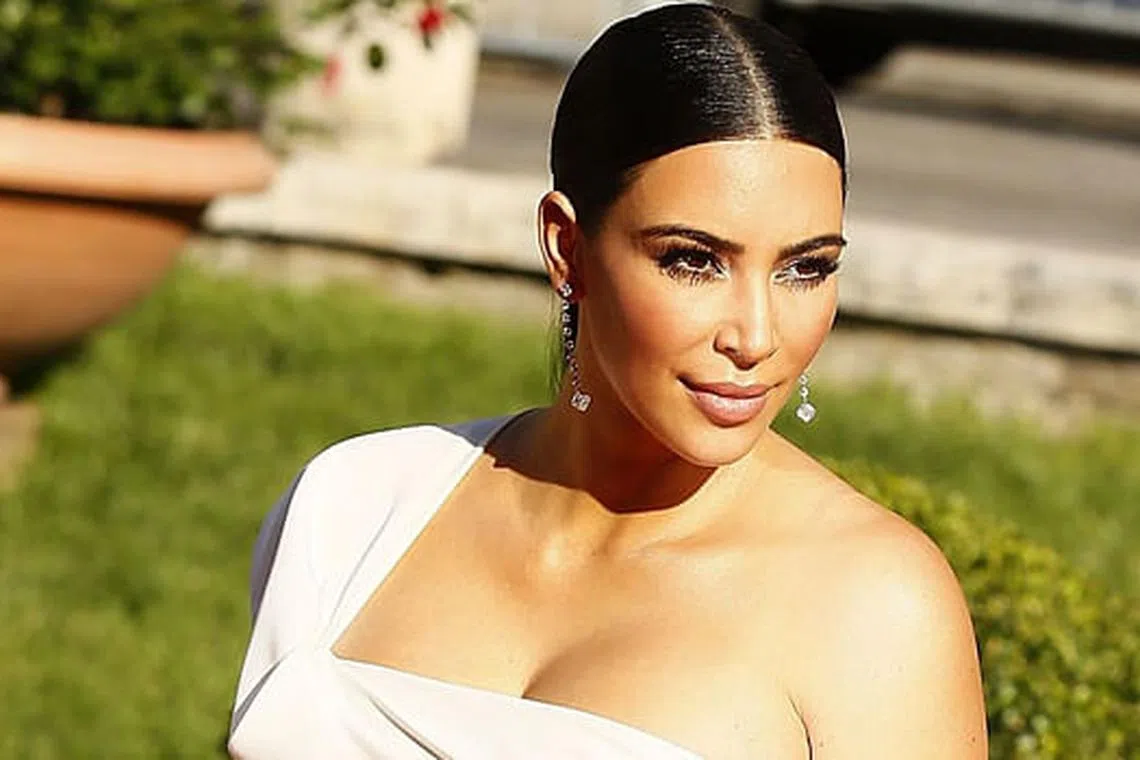 Kim Kardashian Had A Little Wardrobe Malfunction At The Opera | Harper ...