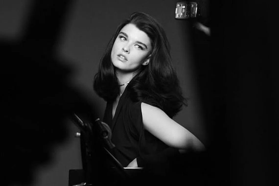 Exclusive: Crystal Renn On Being A Hair Muse And Body Role Model ...