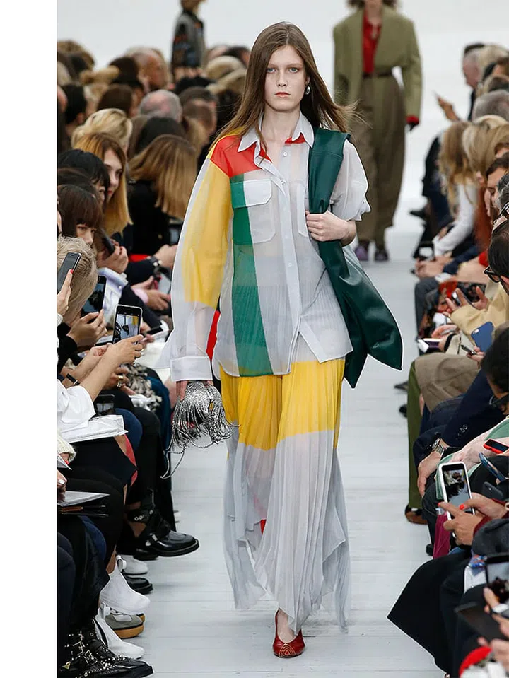 Paris Fashion Week: 10 Best Looks from Céline Spring 2018 | Harper's ...