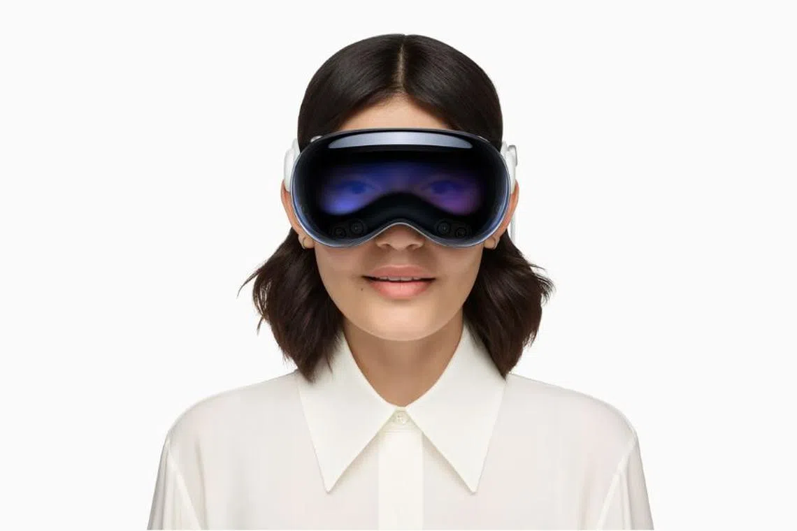 A First Look At Apple’s Vision Pro Headset: Your Sci-Fi Dream Come True ...