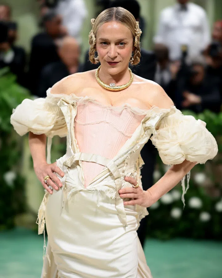 Met Gala 2024: Zendaya, Lana Del Rey And More Gothic Glamour On The ...