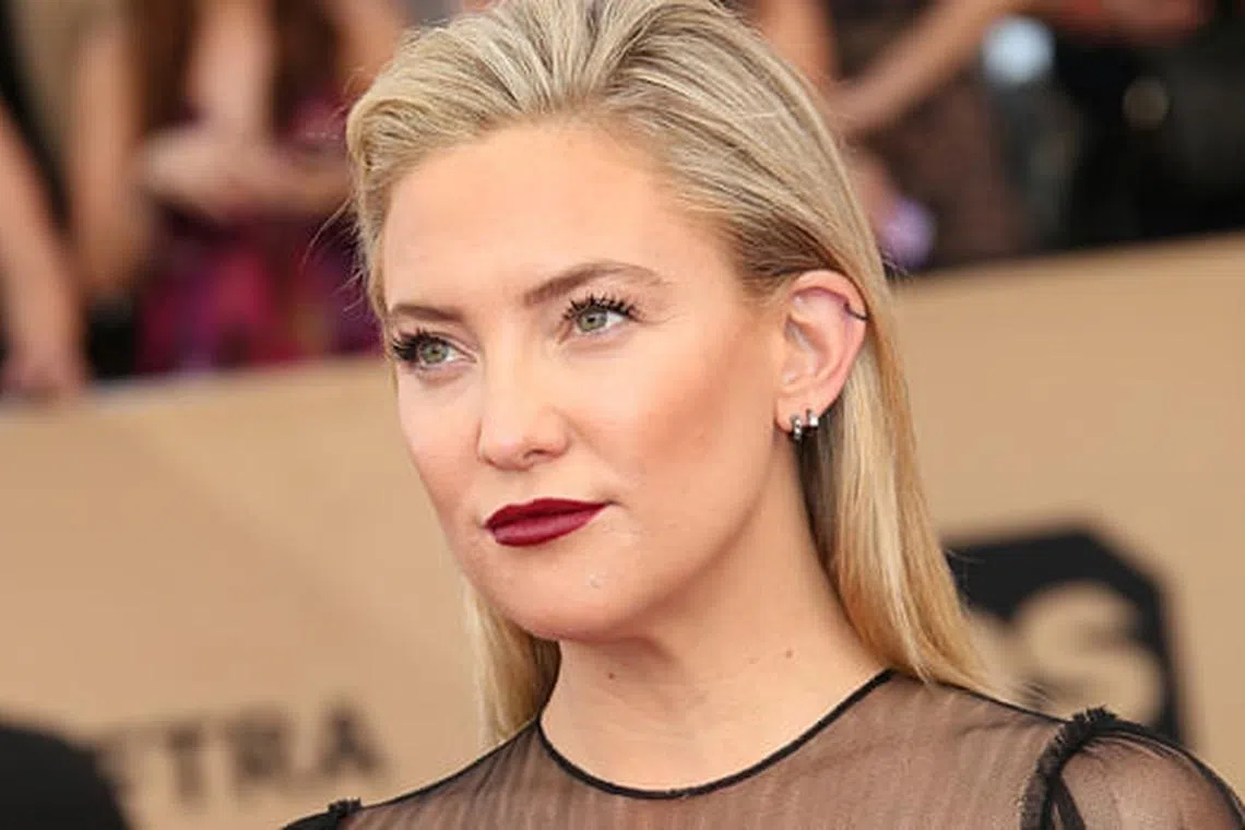 Kate Hudson's Complete Hair Evolution Through The Years | Harper's ...