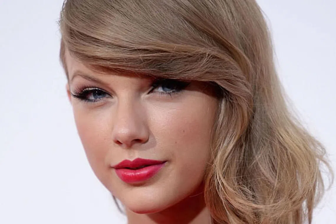 Taylor Swift Is Being Sued Over "Shake It Off" | Harper's Bazaar Singapore