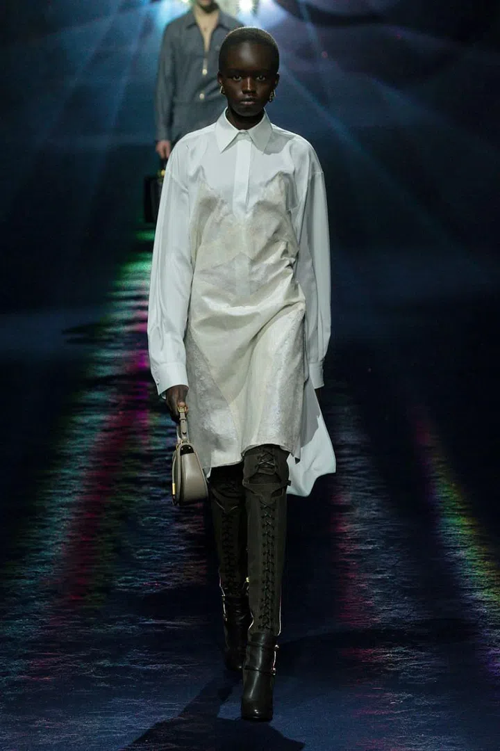 Song Hye-kyo, Greg Hsu And The Quintessential Fendi Woman For Fall ...