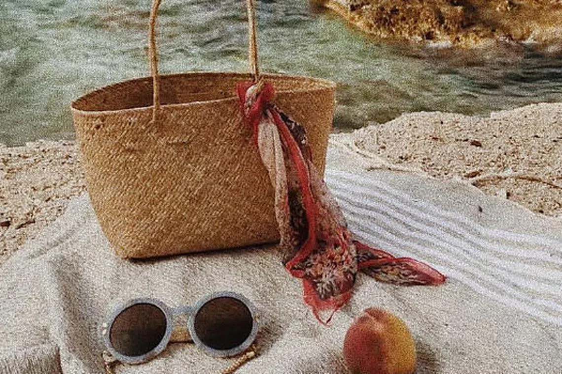 Must Have Beach Totes For Your Next Island Getaway | Harper's Bazaar ...
