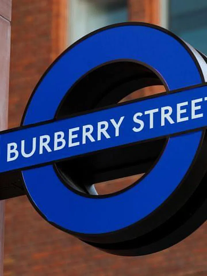 Burberry Kicks Off London Fashion Week With A Bond Street Takeover ...