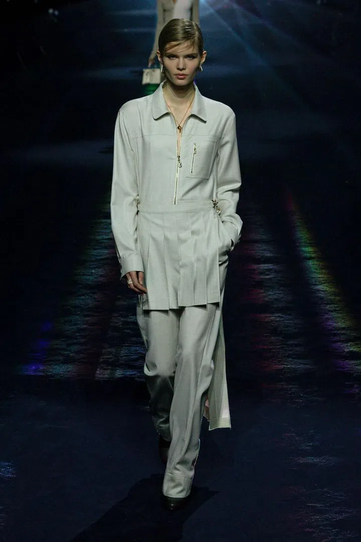 Song Hye-kyo, Greg Hsu And The Quintessential Fendi Woman For Fall ...