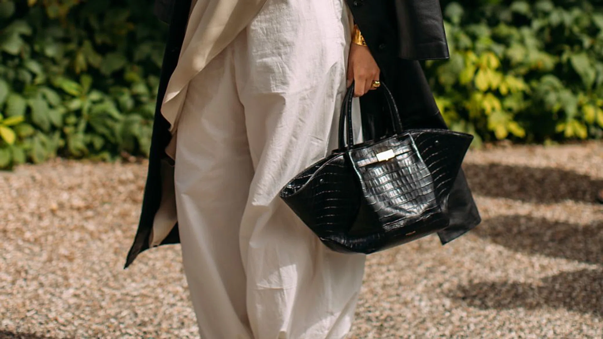 Best Viral Bags In 2025: Styles, Prices, And Where To Buy | Harper's ...