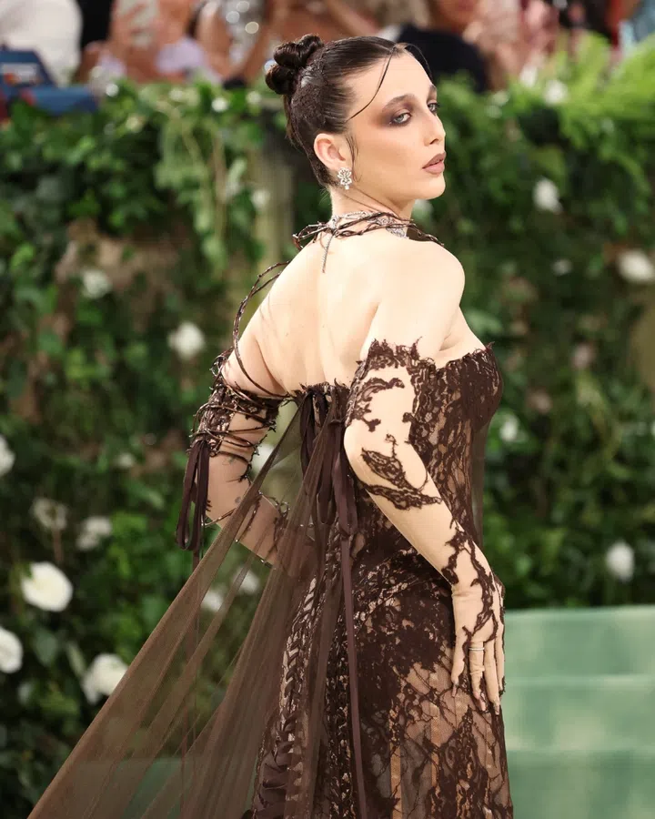 Met Gala 2024: Zendaya, Lana Del Rey And More Gothic Glamour On The ...