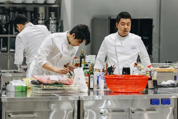 'Culinary Class Wars' 2 Episodes 1-12: Who Won This Season? | Harper's ...