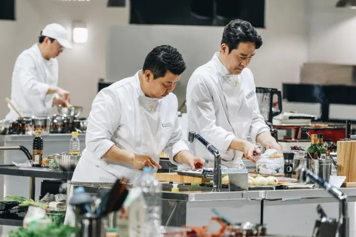 'Culinary Class Wars' 2 Episodes 1-12: Who Won This Season? | Harper's ...