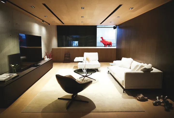 A Fashionable Life: Inside Managing Consultant Corinne Ng’s Brutalist ...