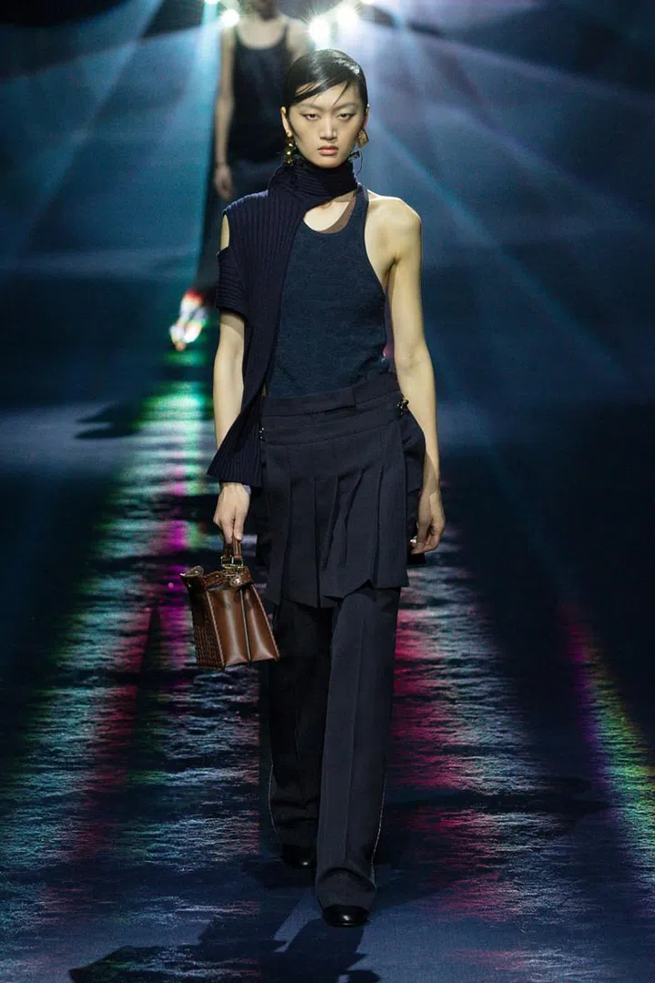 Song Hye-kyo, Greg Hsu And The Quintessential Fendi Woman For Fall ...
