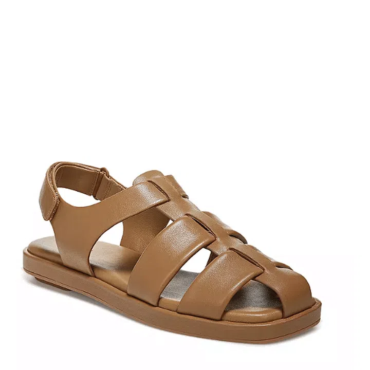 The Best Stylish Walking Sandals For 10,000-Step Days | Harper's Bazaar ...