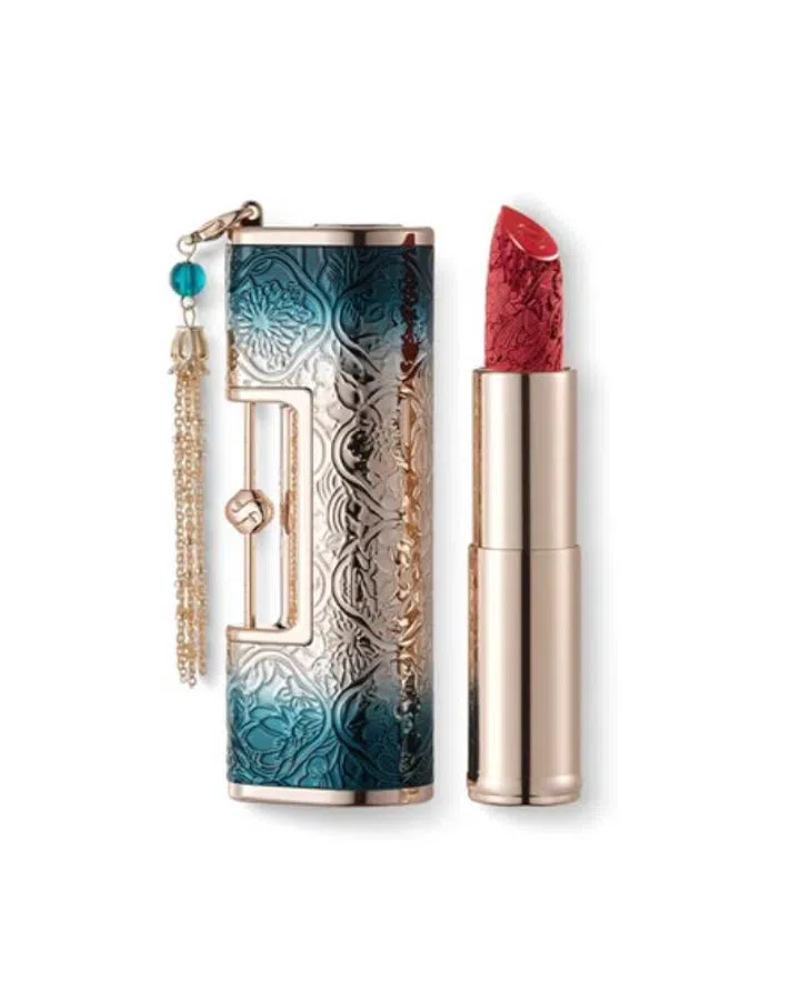 9 Chinese Makeup Brands You Need To Know—And Where To Buy Them | Harper ...