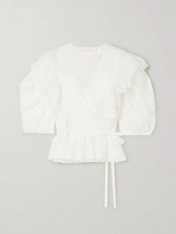 10 Blouses That Will Flatter Your Figure And Make You Look Slimmer ...