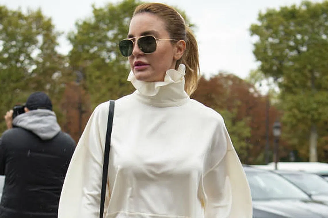 How To Take On The Dramatic Flounce Collars In High Style | Harper's ...