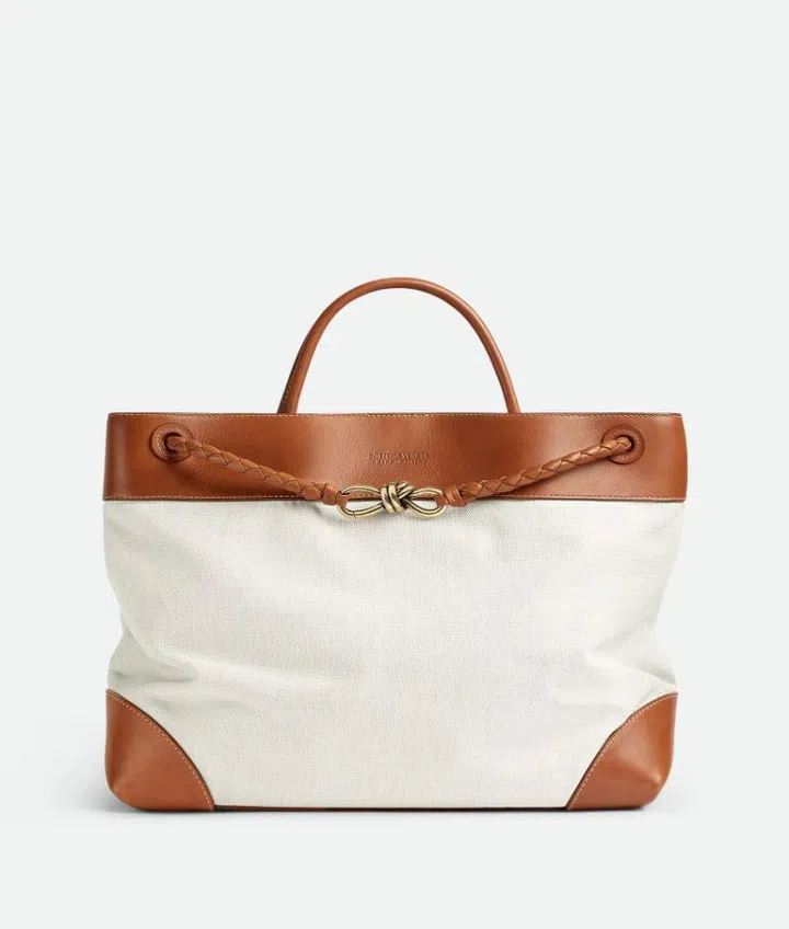 8 Maxi Bags You Need For All Your Daily Essentials | Harper's Bazaar ...